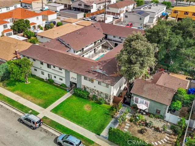 254 W Dexter