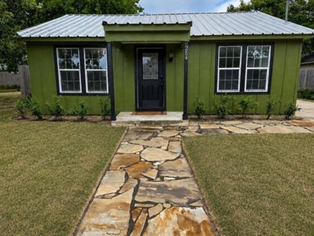 254 W Frey St, Stephenville, TX 76401