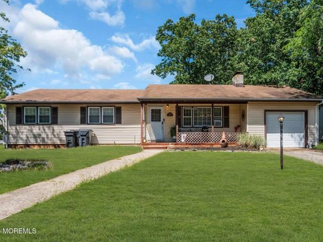 254 Westwood Pl, Brick, NJ 08724