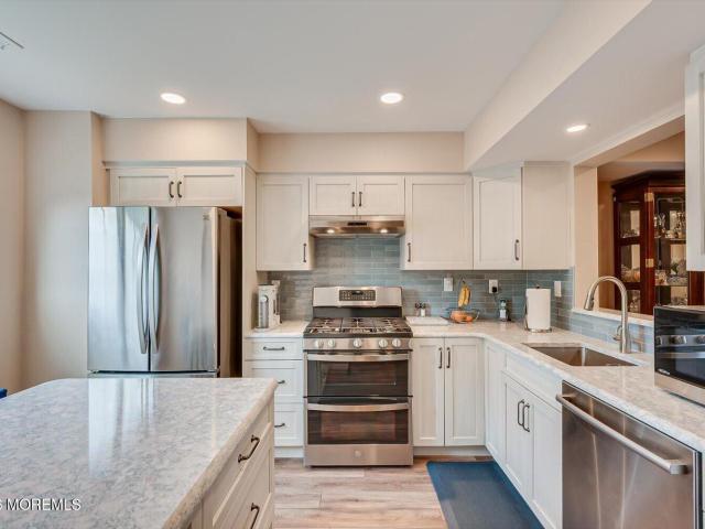 254 Teasdale Place