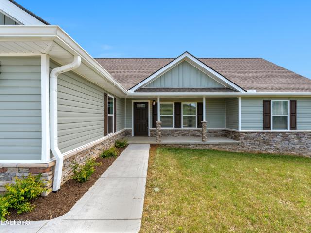 254 Thompson Rd