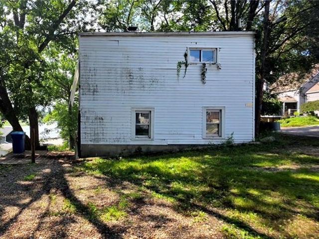 2554 Mountain View Ave, Lakemore, OH 44250