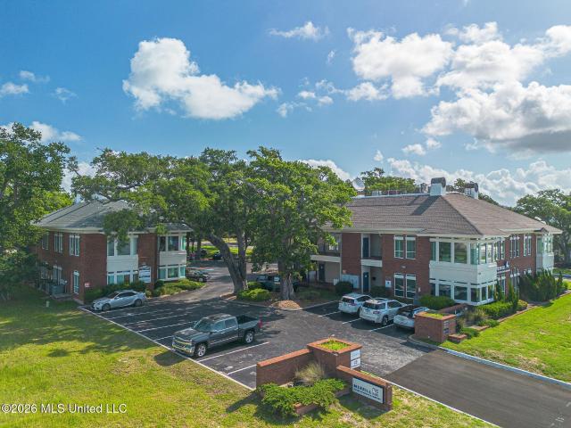 2554 Beach Boulevard