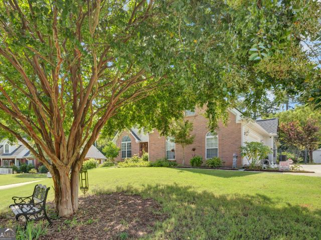 2554 Cedar Way