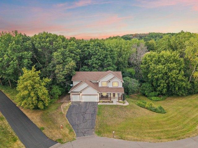 2554 Haller Ln E, Maplewood, MN 55119