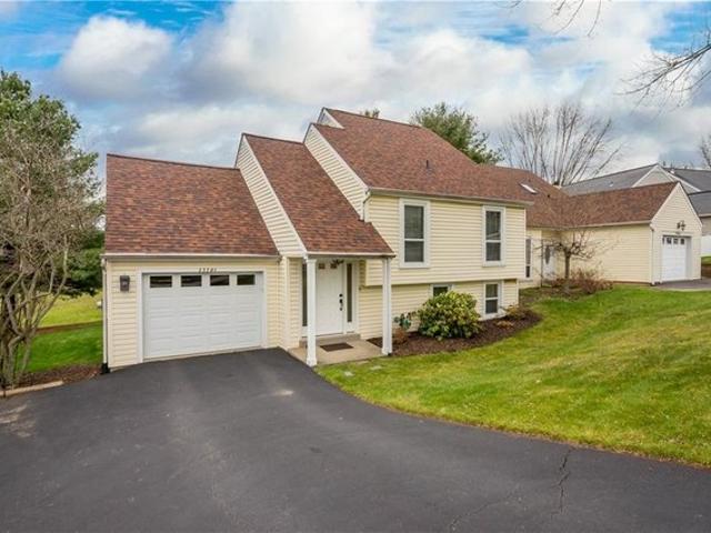 2554B Pheasant Run, Wexford, PA 15090