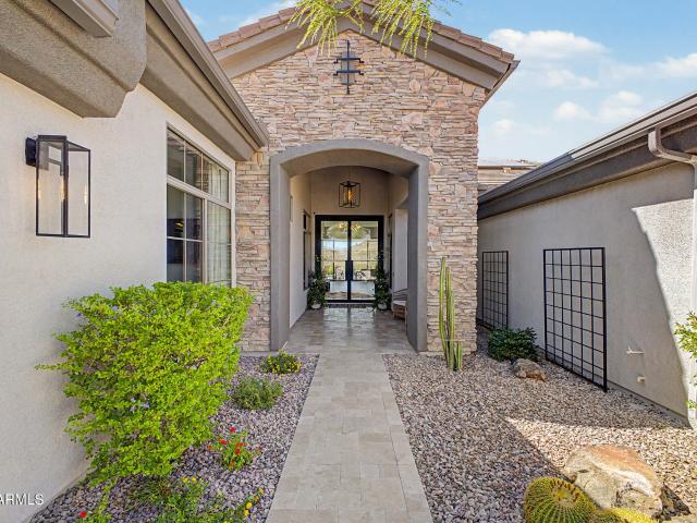 2554 w shinnecock way