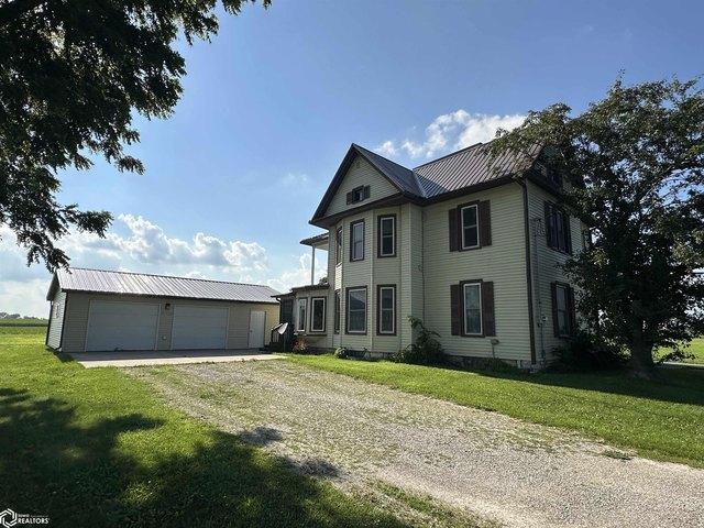 2555 New London Rd, New London, IA 52645