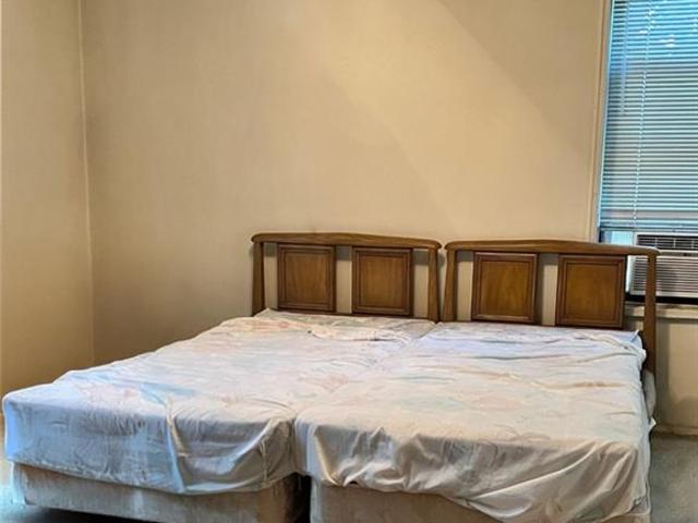 2555 Batchelder Street, Unit 1J