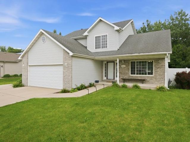 2555 Cobblestone Ct, Morris, IL 60450