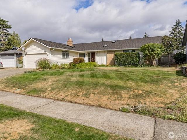 2555 Forest Ridge Dr SE, Auburn, WA 98002