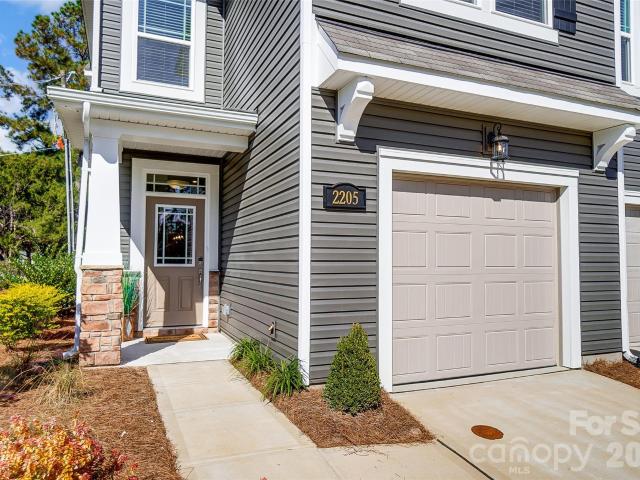 2555 Hedgecliff Road