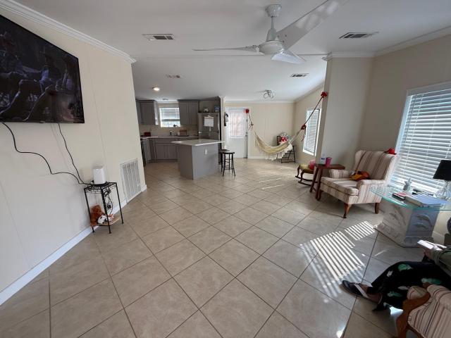 2555 PGA Blvd, Unit 150, Palm Beach Gardens, FL 33410 | MLS #R11167 | Compass