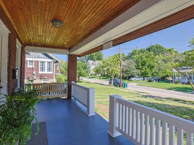 2555 Ridgeland Place