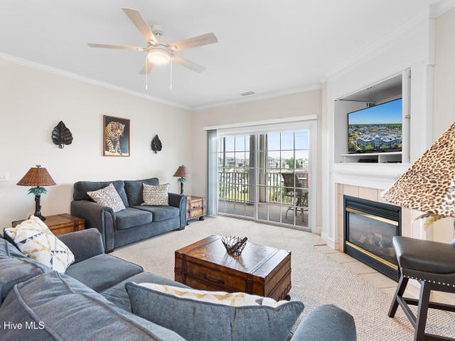 2555 St James Drive # Unit 304