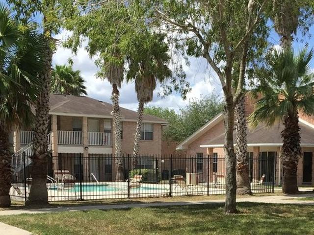 2555 S Cameron St, Alice, TX 78332