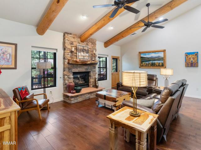2555 Village Court 40