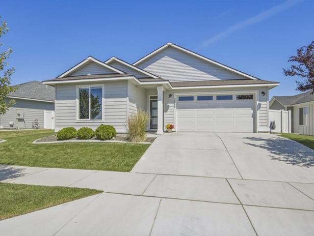 2556 Clark Ridge Dr, Richland, WA 99352