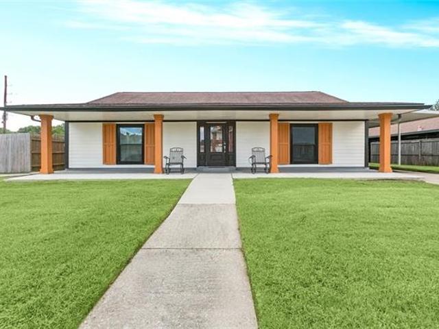 2556 W Friendship Dr, Harvey, LA 70058 | MLS #2537