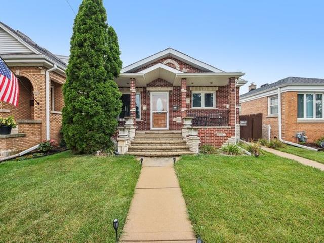 2556 Wood St, River Grove, IL 60171