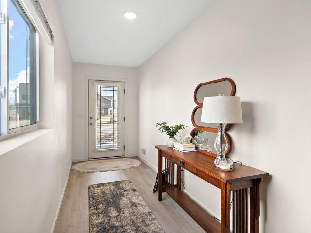 25576 5th Street W