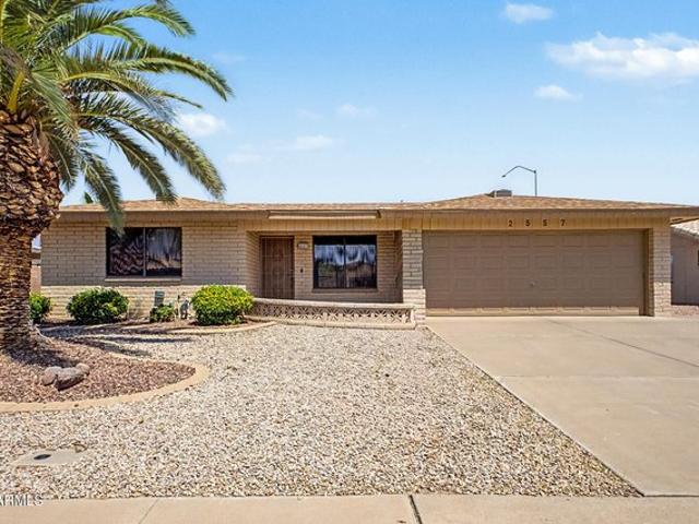 2557 S Zinnia, Mesa, AZ 85209