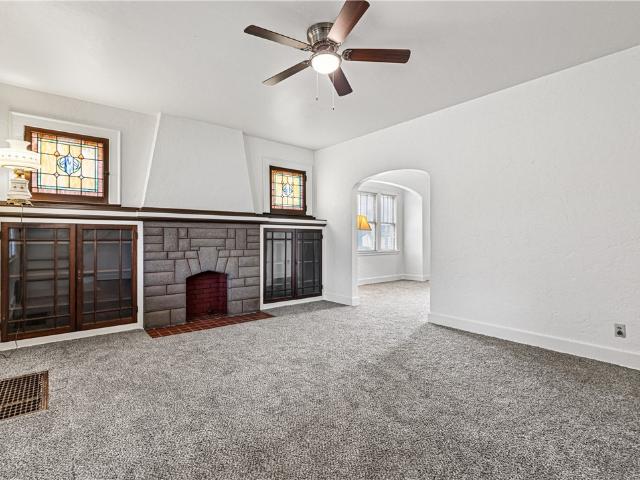 2557 South Park Rd