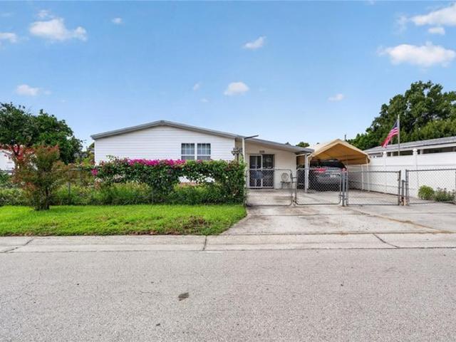 2558 McIntosh Dr, Lakeland, FL 33815