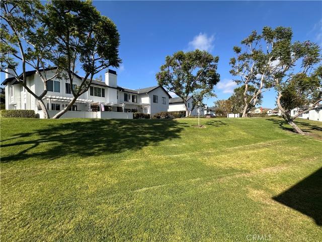 25594 Paseo La Cresta