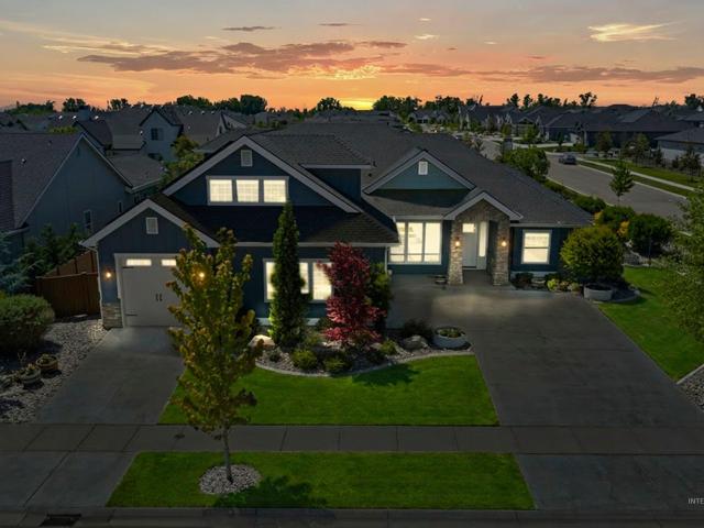 2559 N Synergy Ave