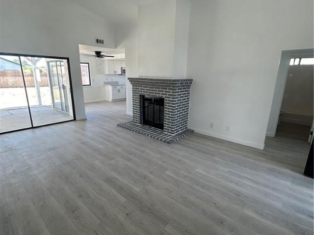 2559 E Avenue J2