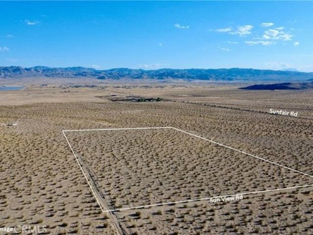 2559 Sunfair Rd, Joshua Tree, CA 92252