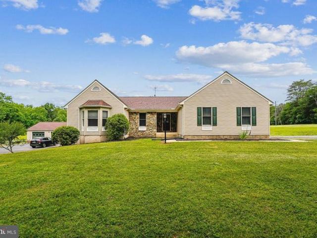 25501 Frosty Meadow Ln, Aldie, VA 20105