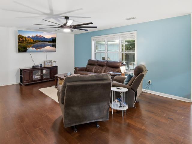 25506 Many Oak Dr, Spring, TX 77380 | MLS #25070