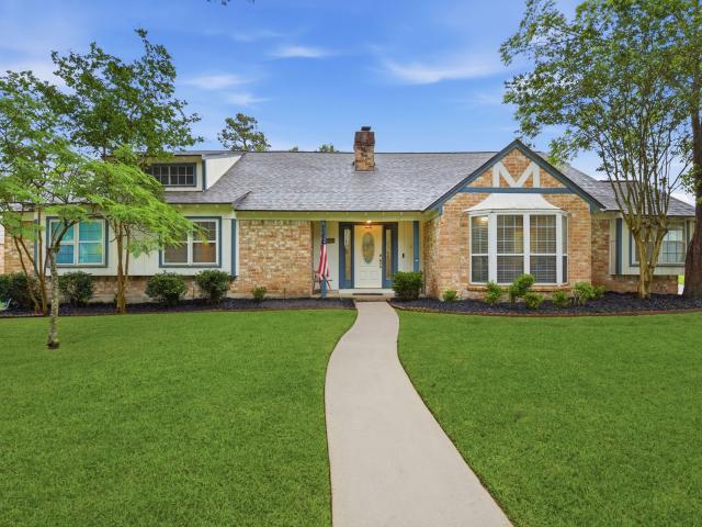 25506 Many Oak Drive