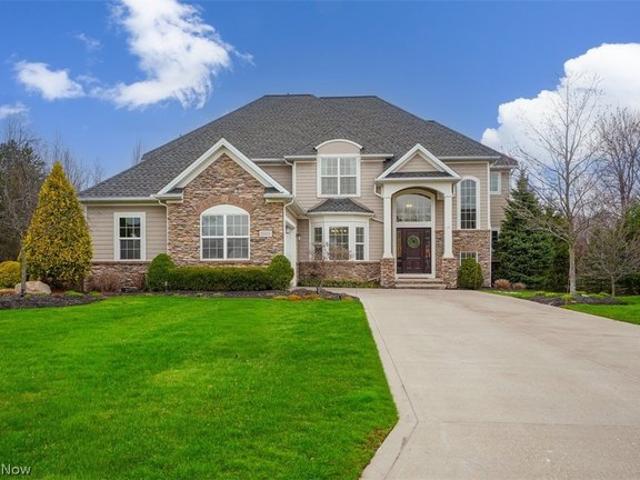 2550 Botanica Ln, Pepper Pike, OH 44124