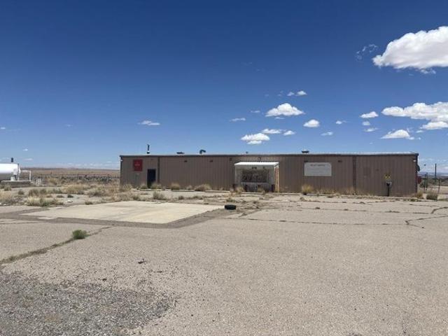 2550 Canoncito School Rd, Laguna, NM 87026