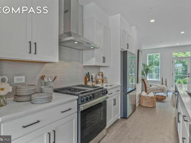 2550 Farmstead Dr [object ], Rockville, MD