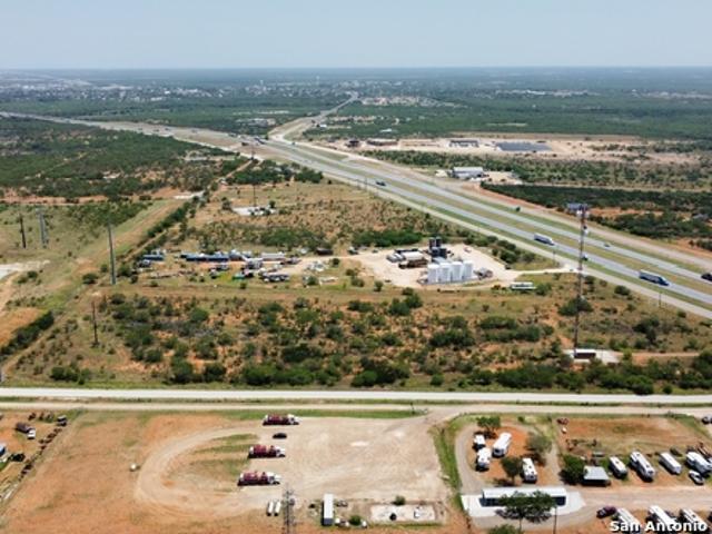 2550 Interstate 35