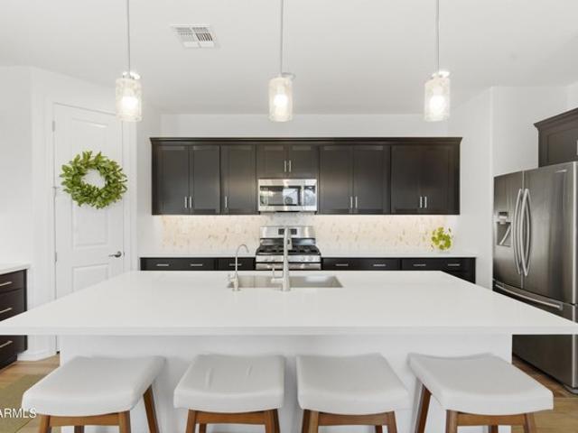 25511 N 143rd Dr, Surprise, AZ 85387