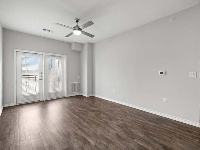 2551 N Guadalupe Street 3304
