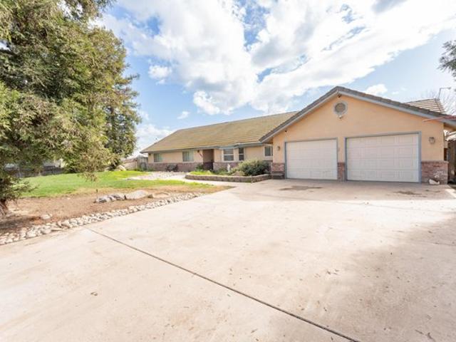 2551 Avenue 192, Tulare, CA 93274