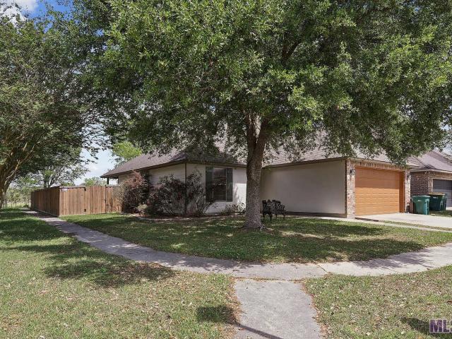 2551 Arceneaux Ave, Zachary, LA 70791 | MLS #BR2026005 | Compass