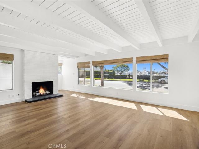 2551 Bayshore Drive
