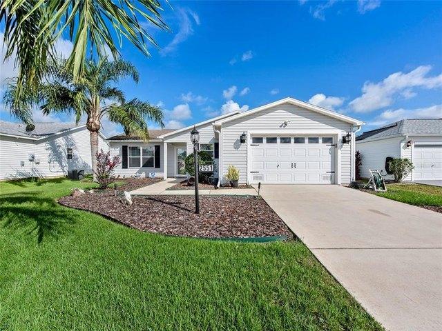 2551 Raintree Dr, The Villages, FL 32162