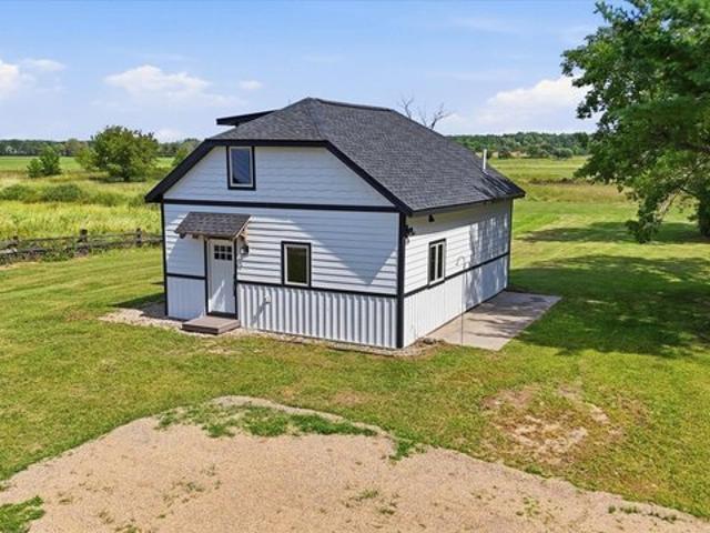 25522 County Road 60, Bovey, MN 55709