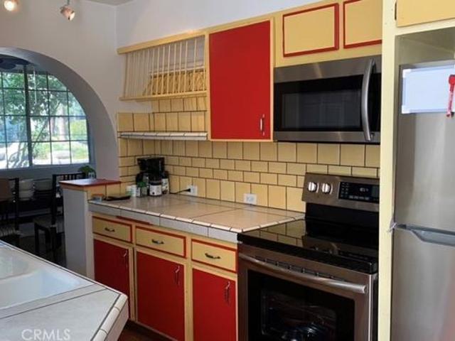 25529 Pine Creek Ln, Wilmington, CA 90744