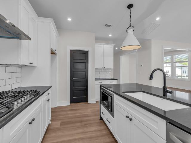 2552 Butlers Green Circle