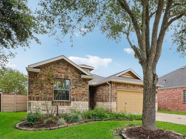 2552 Blue Heron Circle