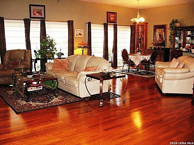 2552 Connie Dr